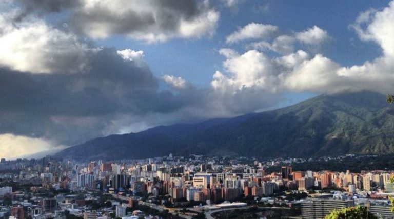 Amanece este lunes con cielo parcialmente nublado en gran parte del país Amanece este lunes con cielo parcialmente nublado en gran parte del país